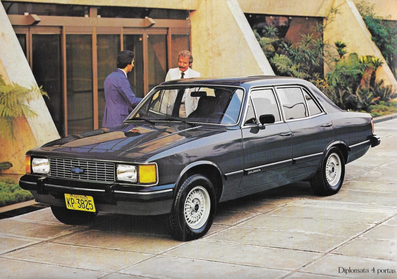 GM Opala Diplomata 1980: o primeiro ano do luxo de diplomata - Carros e ...